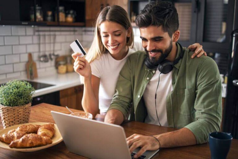 eCommerce 2024: Rekap Akhir Tahun | Simple Global